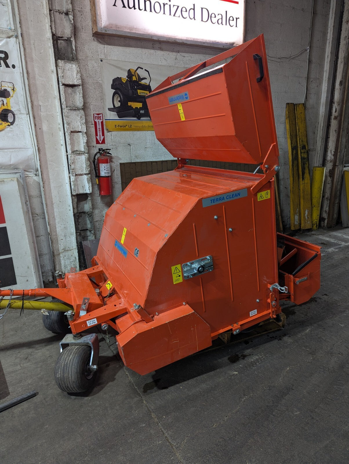 Wiedenmann Terra Clean Artificial Turf Cleaner (48") 3 Point Hitch, PT – Adams Small Engine LLC