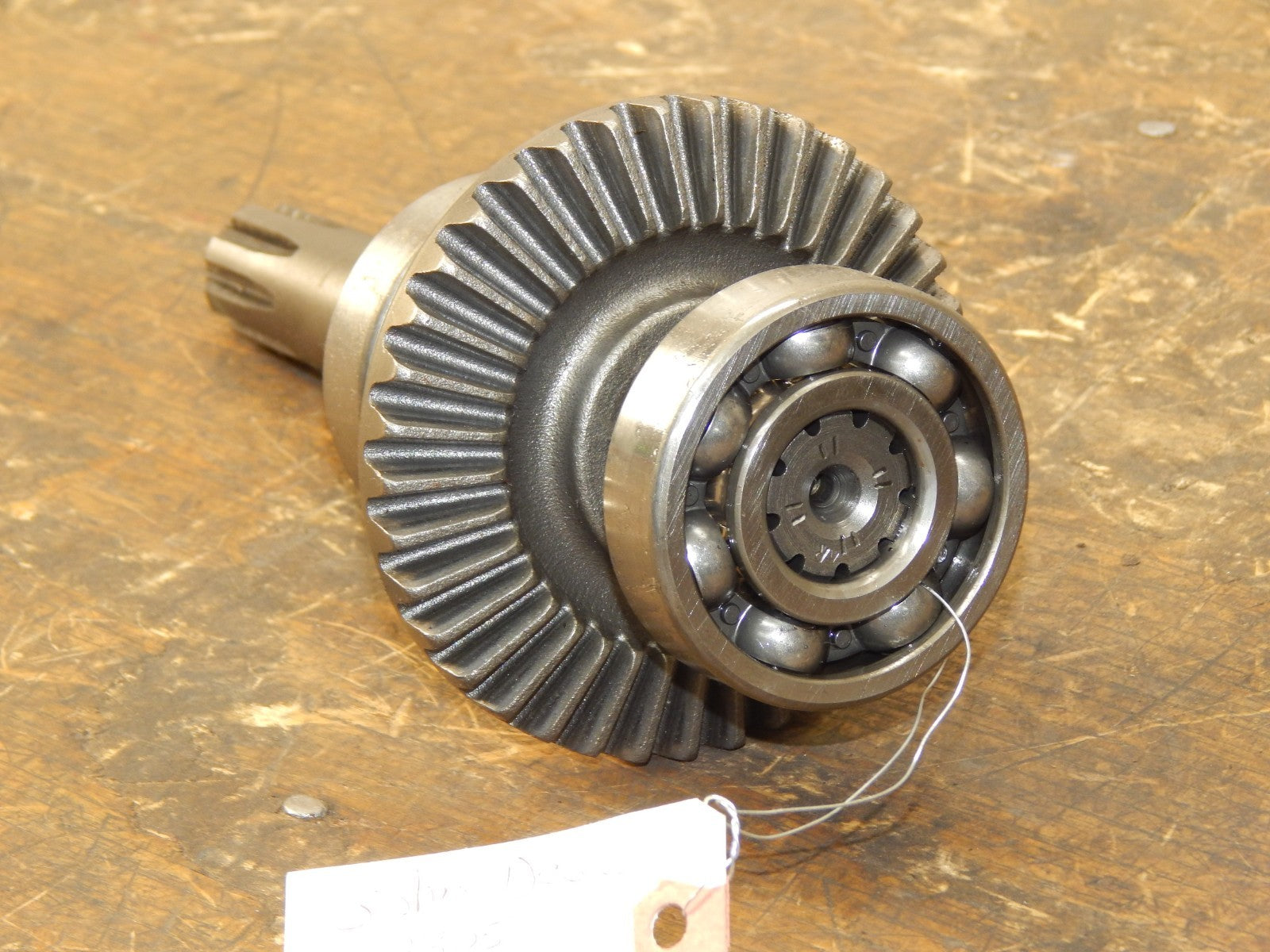 John Deere 2305 Sub-Compact Transmission Gear & Shaft – Adams Small ...