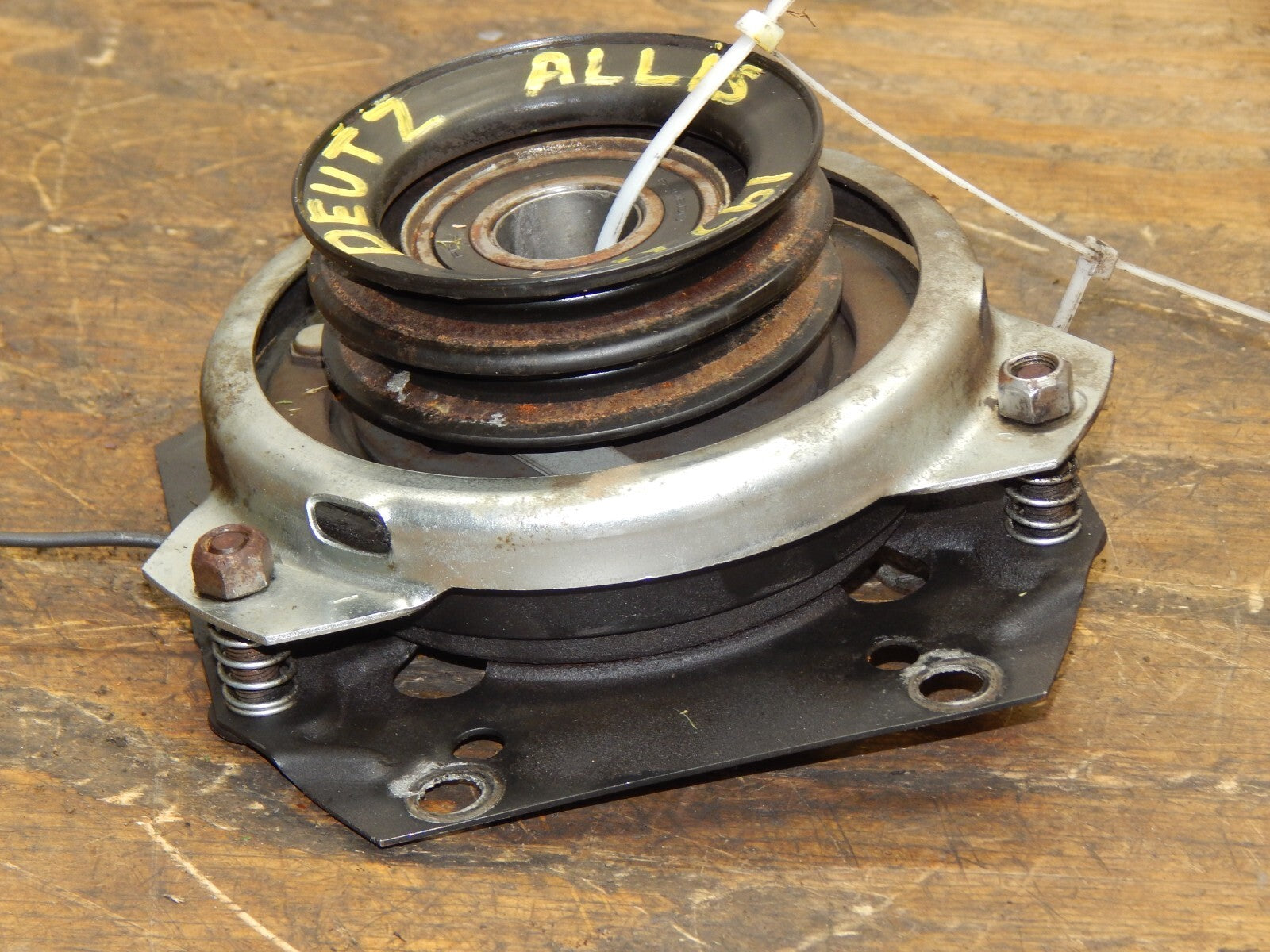 Simplicity SunStar 20 Electric PTO Clutch 16 18 Deutz Allis 1920H 1918 ...