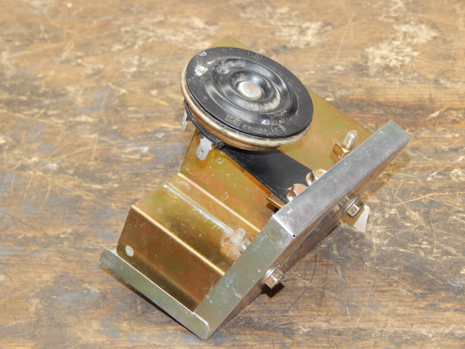 Kubota ZD326 Zero Turn Mower Relay Fuse Box Horn Cover K3181-62813 ...