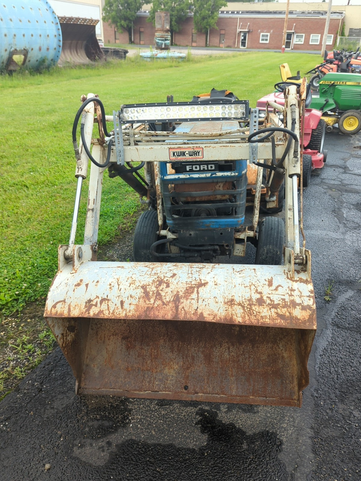 Garden Tractor Kwik Way Front Loader Attachment – Adams Small Engine LLC