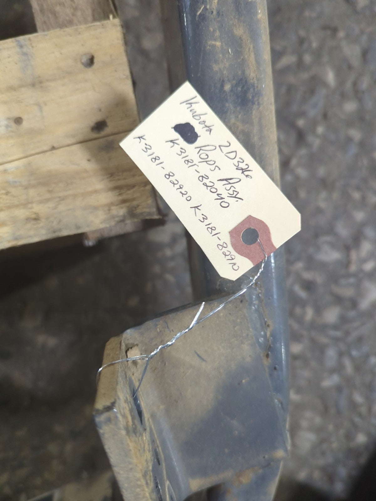 Kubota ZD326 Zero Turn Mower ROPS Assembly K3181-32040, K3181-82920, K ...