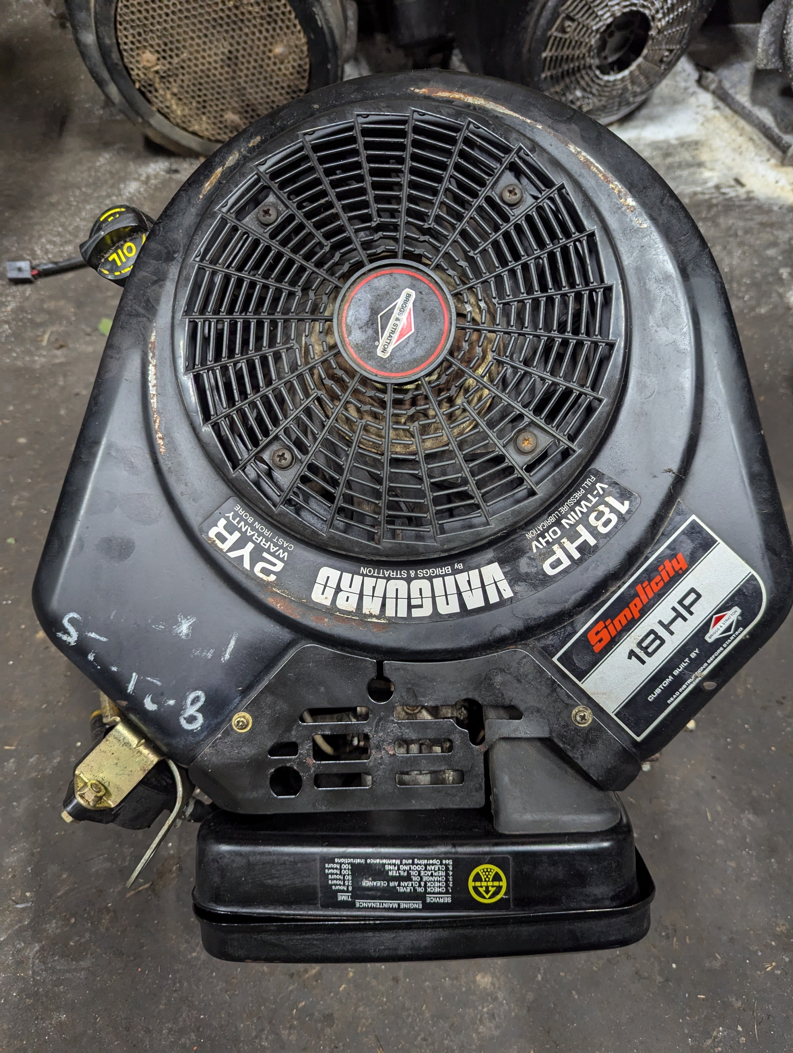 Briggs and Stratton vanguard (18hp) vertical shaft (1"x3") model 35077 ...