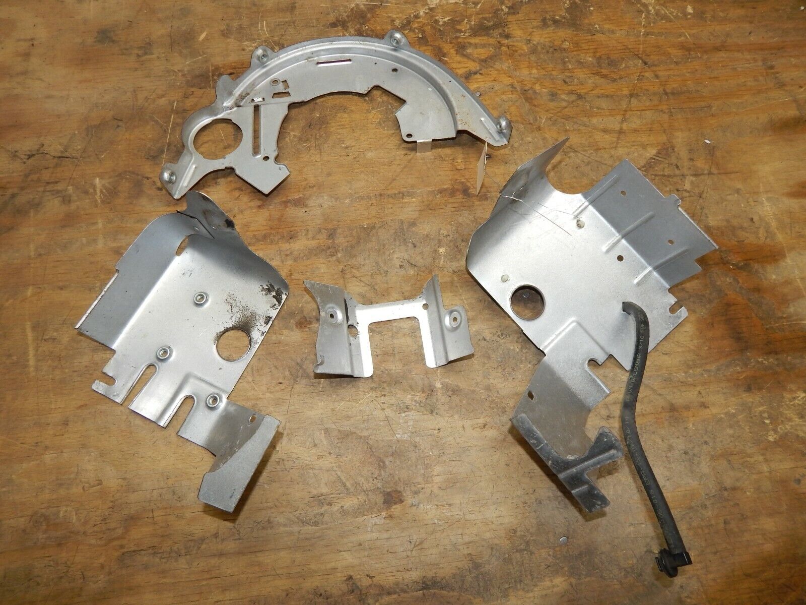 Briggs&Stratton Model #49R977 Vanguard V-Twin 26HP Heat Shields SET (4 ...