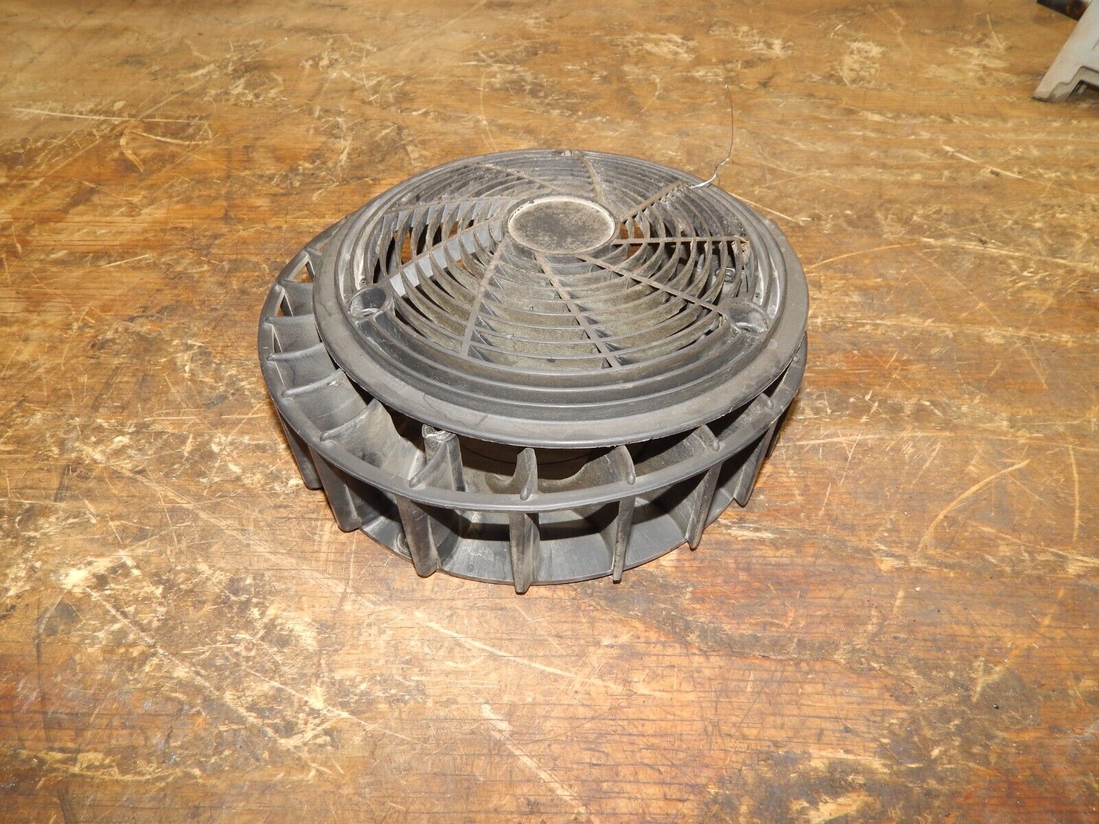 MTD 9Q78XU (V-Twin) Engine Flywheel Fan W/ Screen 931-11868 – Adams ...