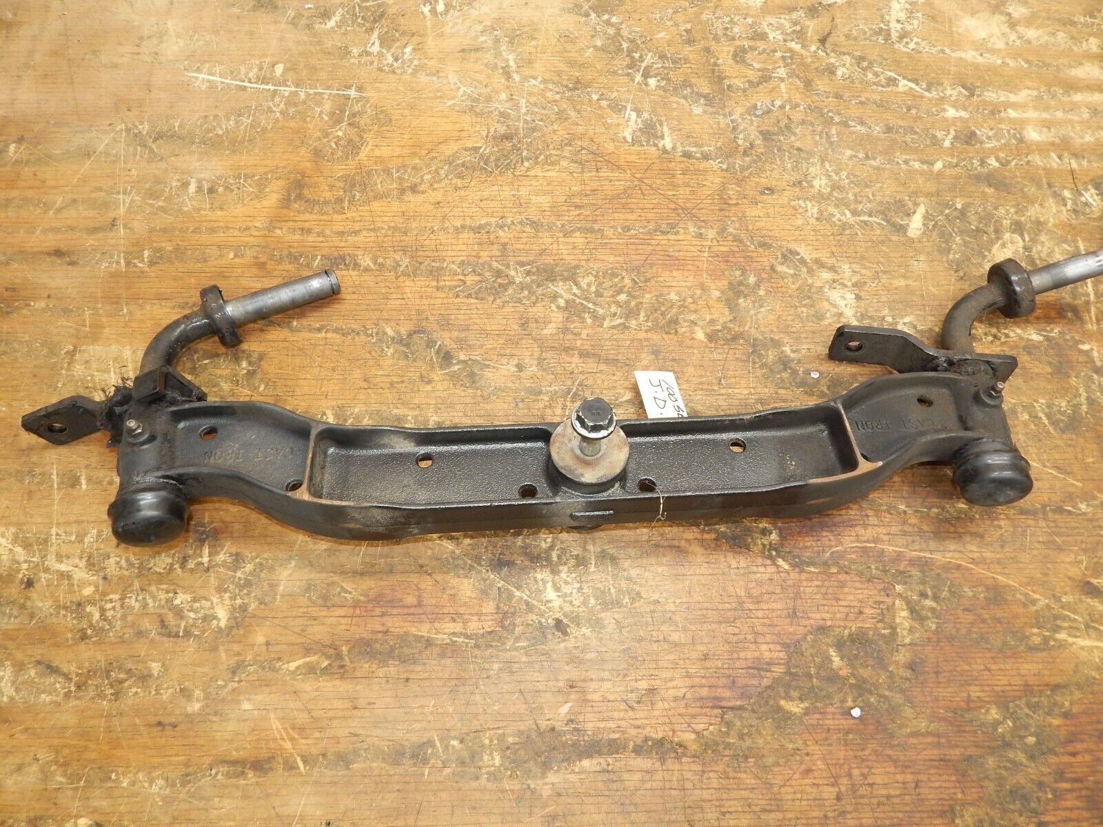 John Deere !00 Series Riding Mower Front Axle W/ Spindles GX22093 ...